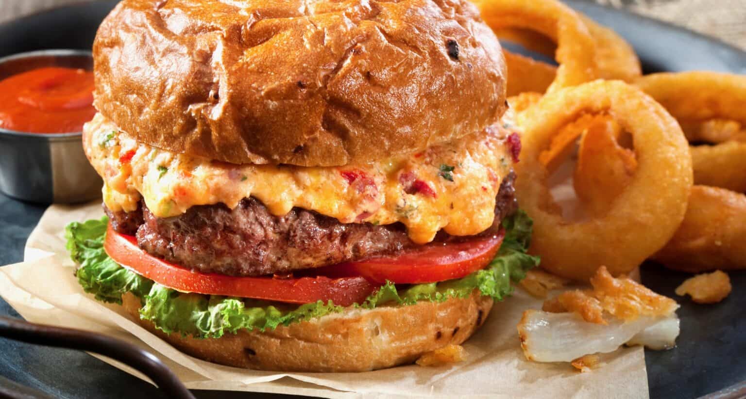 Cheesy Southern Pimento Cheese Burgers | La Bella Vita Cucina