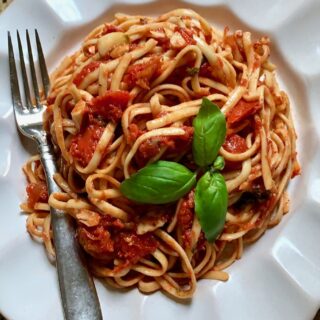 Copycat Carrabba’s Tagliarini Picchi Pacchiu, Linguine Toscana | La ...