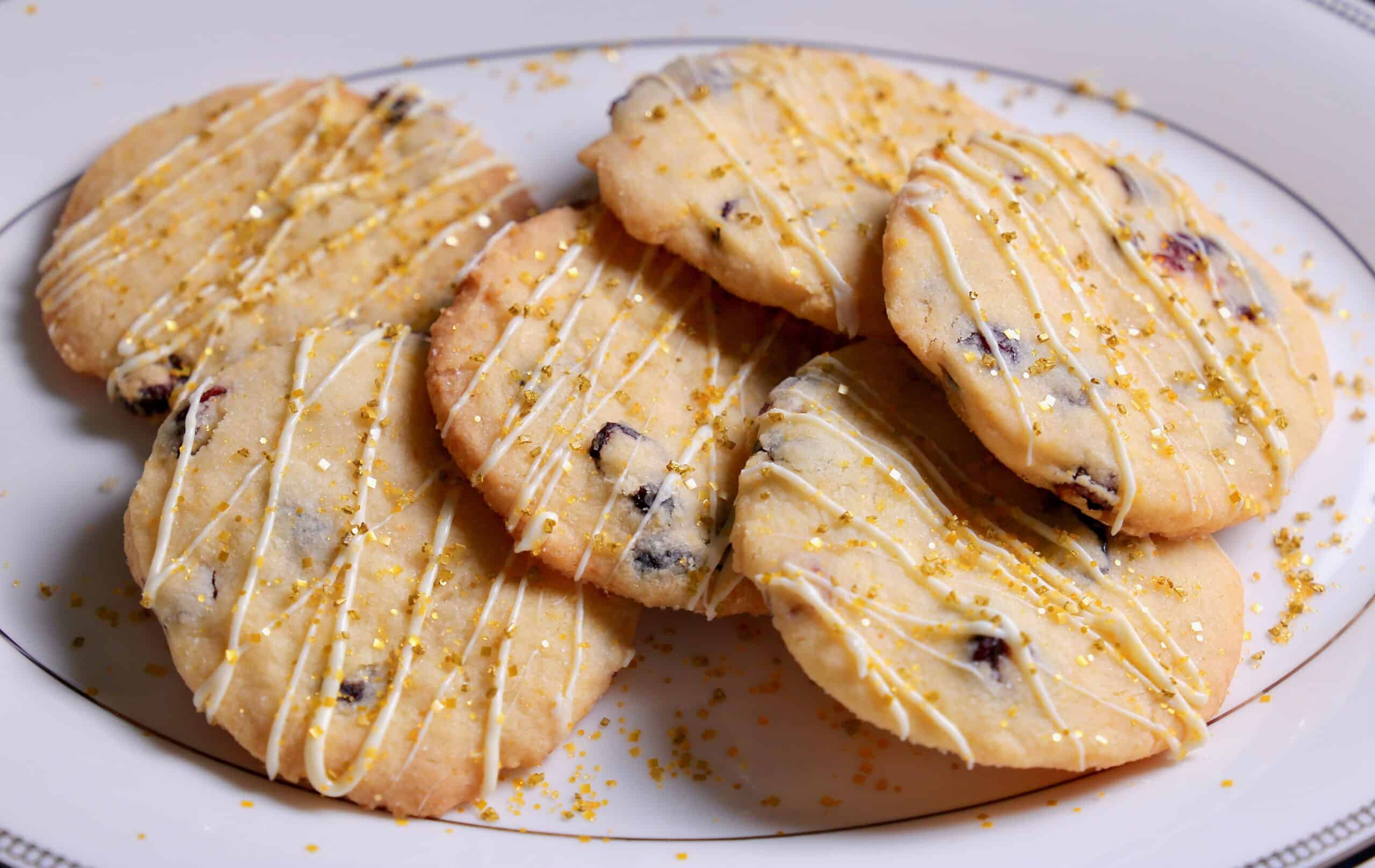 Cranberry Orange Shortbread Cookies with White Chocolate | La Bella ...