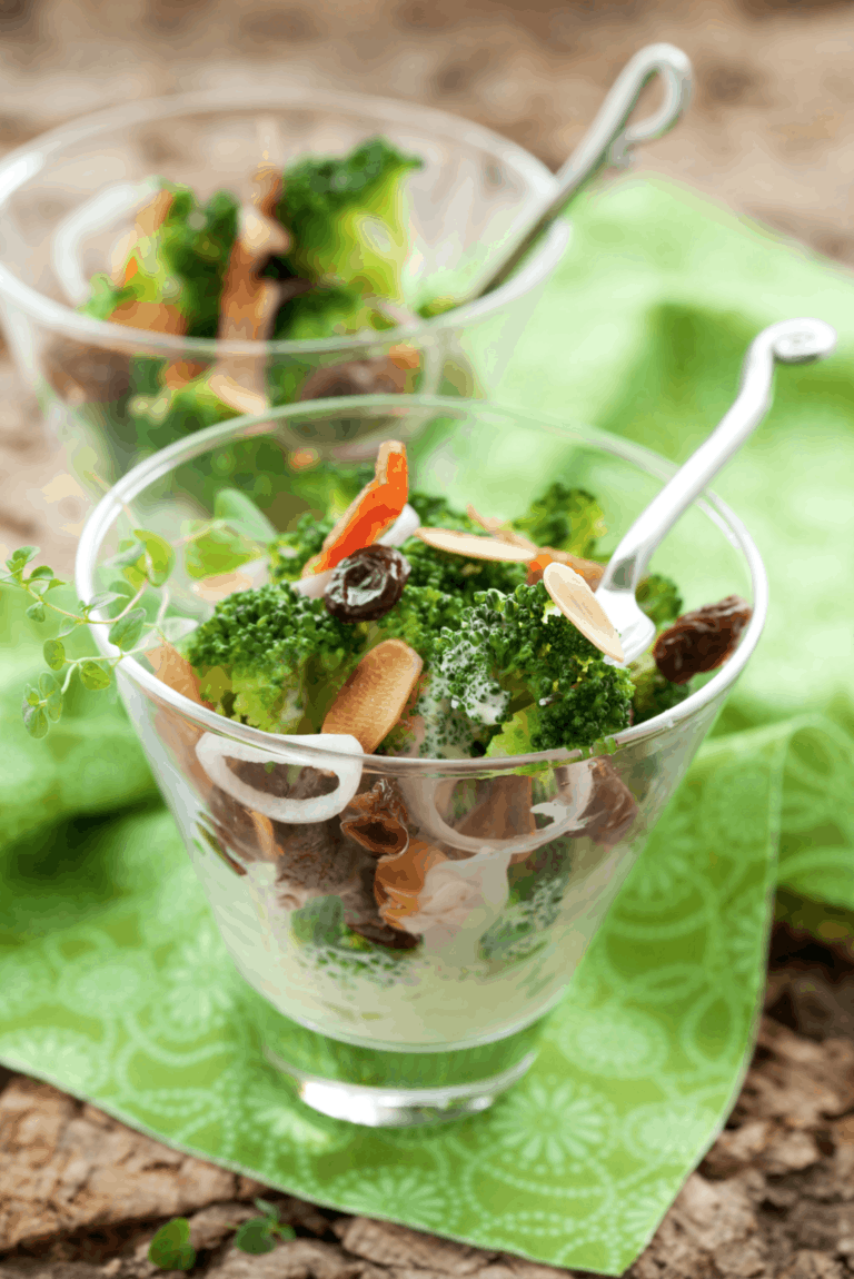 Classic, Creamy, Loaded Broccoli Salad – Easy and Delicious! | La Bella ...