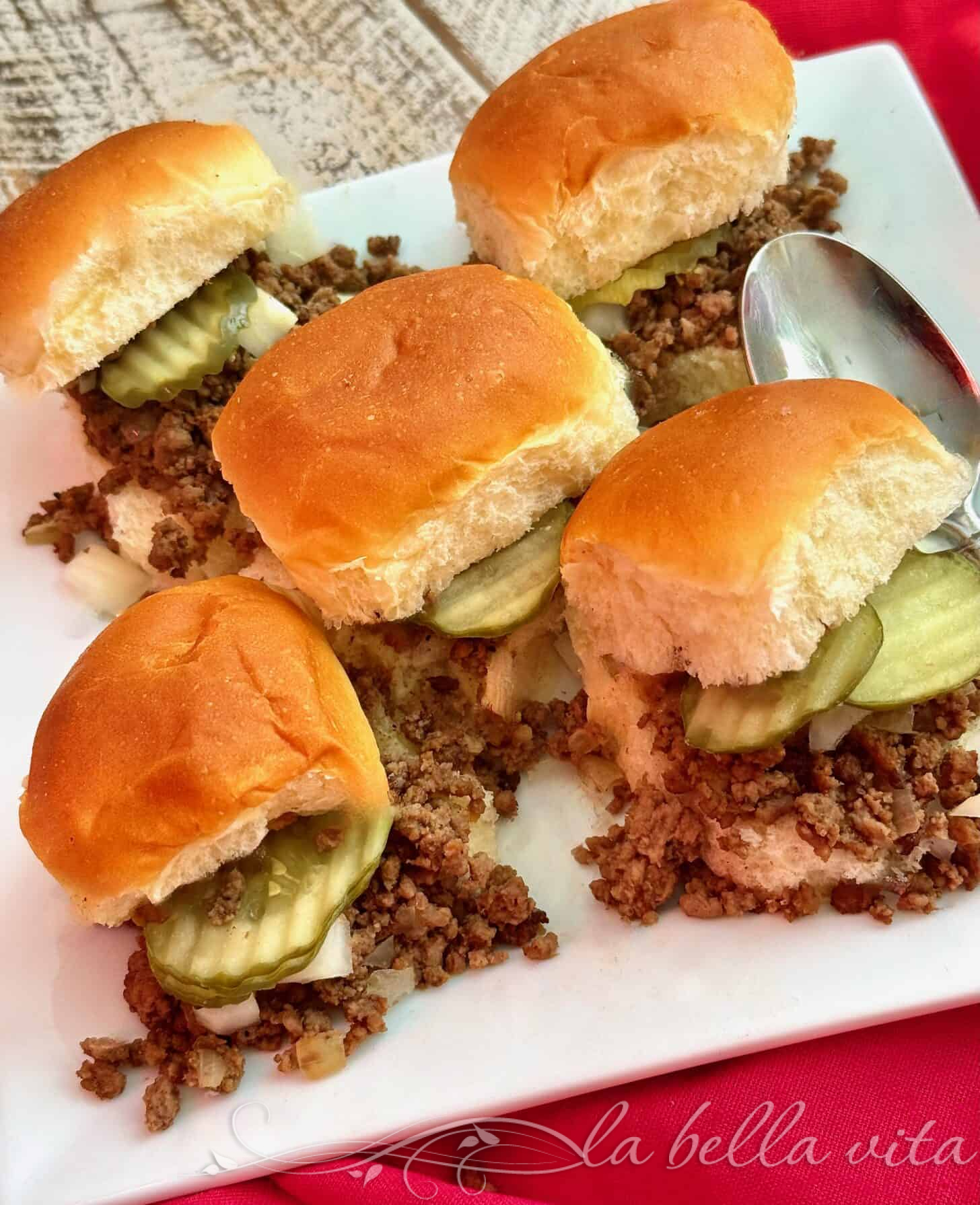 Iowa Maid-Rite Loose Meat Sandwiches {Sliders} | La Bella Vita Cucina